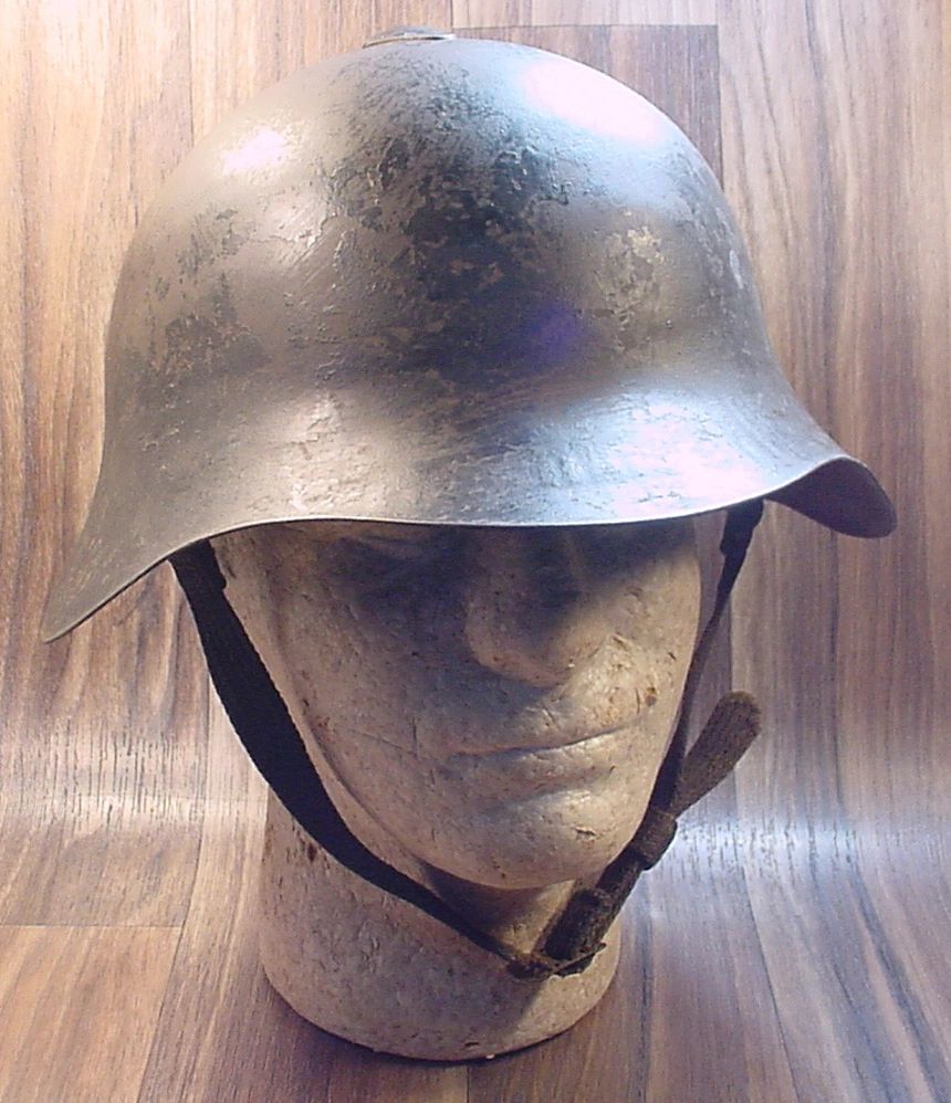 RARE RUSSIAN M39 COMBAT HELMET, Item #2284