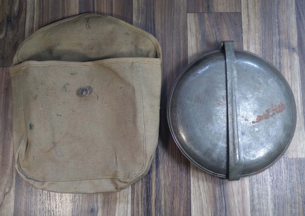 WWI U.S. 1917 EMERGENCY PURCHASE MESS KIT WITH MESS KIT POUCH, Item #5471