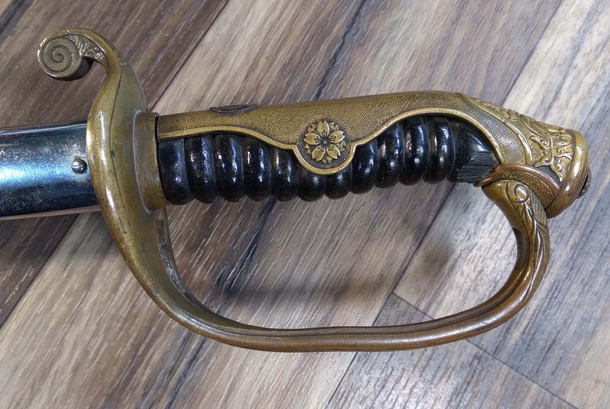 WWII JAPANESE TYPE 19 KYU-GUNTO PARADE SWORD WITH SCABBARD, Item #5454