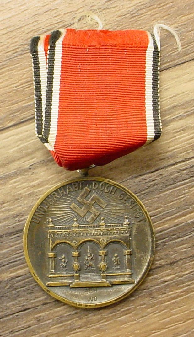 REPRODUCTION WWII GERMAN BLOOD ORDER WITH RIBBON, Item #3850