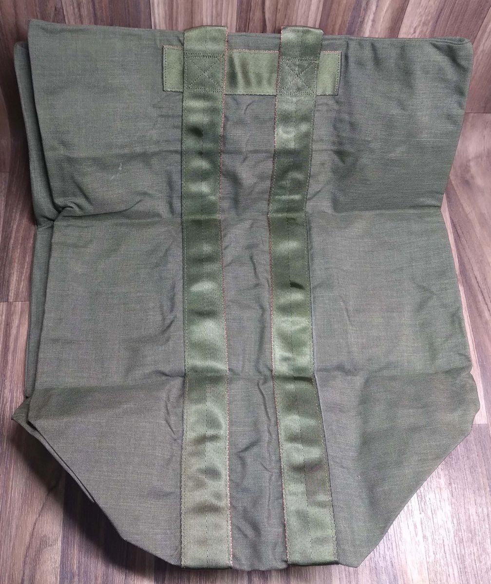 COLD WAR US ARMY FLYERS KIT BAG, Item #7954