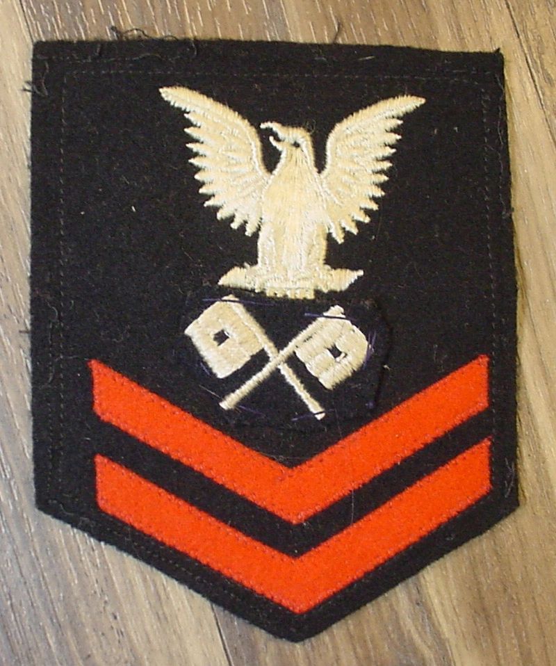 WWII US NAVY SIGNAL MAN SECOND CLASS SHOULDER PATCH ON BLUE WOOL, Item ...