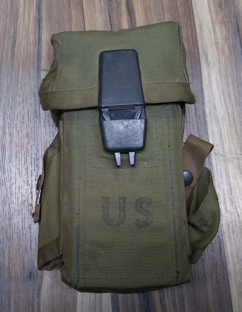 VIETNAM WAR ERA U.S. ALICE M67 M16 30 ROUND MAG AMMO POUCH WITH 3 STEEL ...