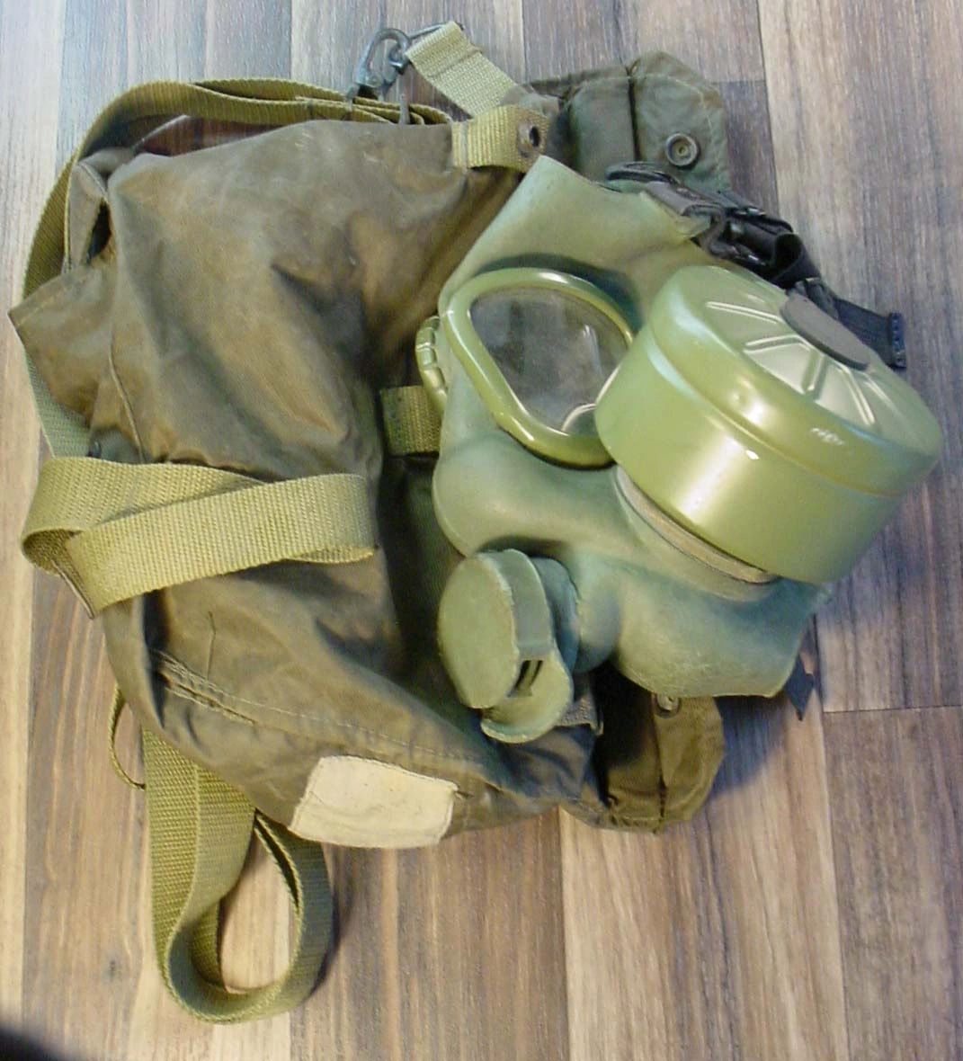 OPERATION IRAQI FREEDOM IRAQI USED ROMANIAN M85 GAS MASK WITH LOCALLY ...