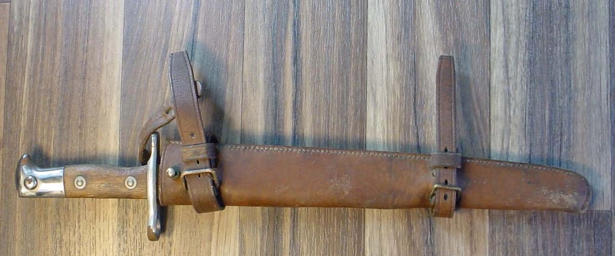 SOLD - SPANISH AMERICAN WAR BAYONET 30-40 KRAG RIFLE WITH LEATHER ...