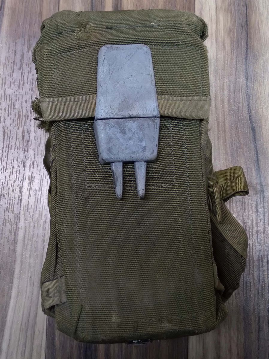 GULF WAR ALICE M16 MAGAZINE POUCH WITH 3 SURPLUS 30 ROUND MAGAZINES ...