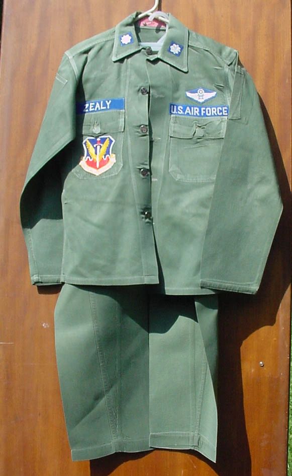 US AIR FORCE OG-107 FATIQUES WITH TAC SQUADRON PATCH AND INSIGNIA ...