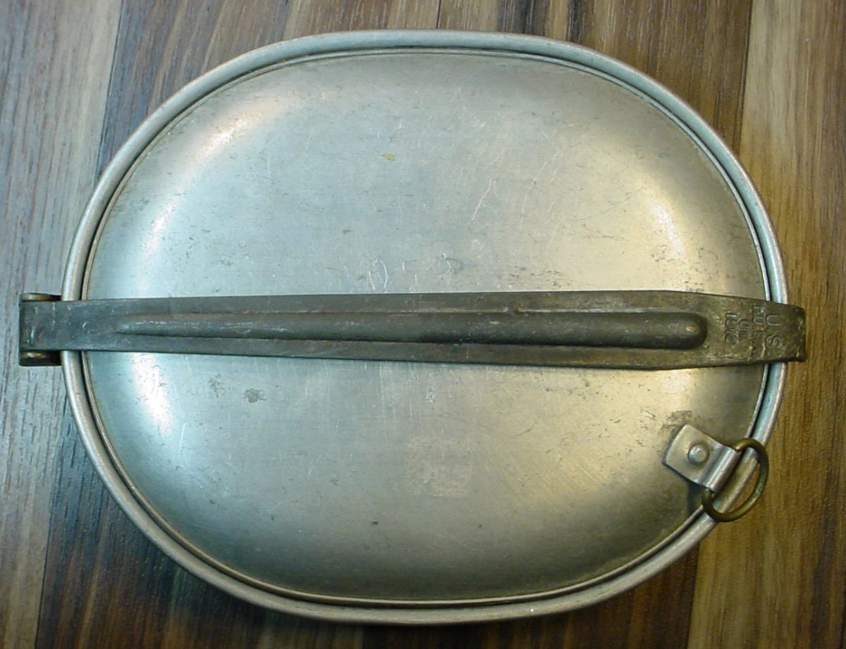 SOLD - WWI US ARMY MEAT CAN, NO UTENSILS, Item #2966