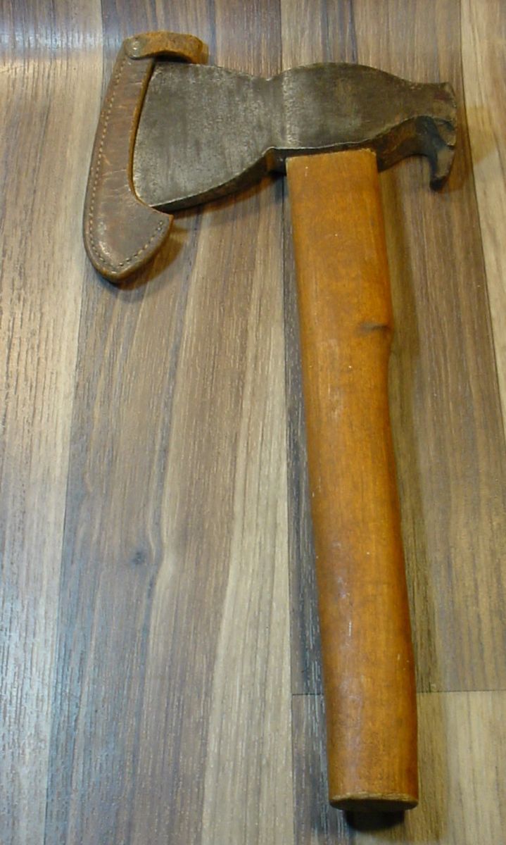 WWII GERMAN WAFFEN AMT MARKED AXE, Item #3080