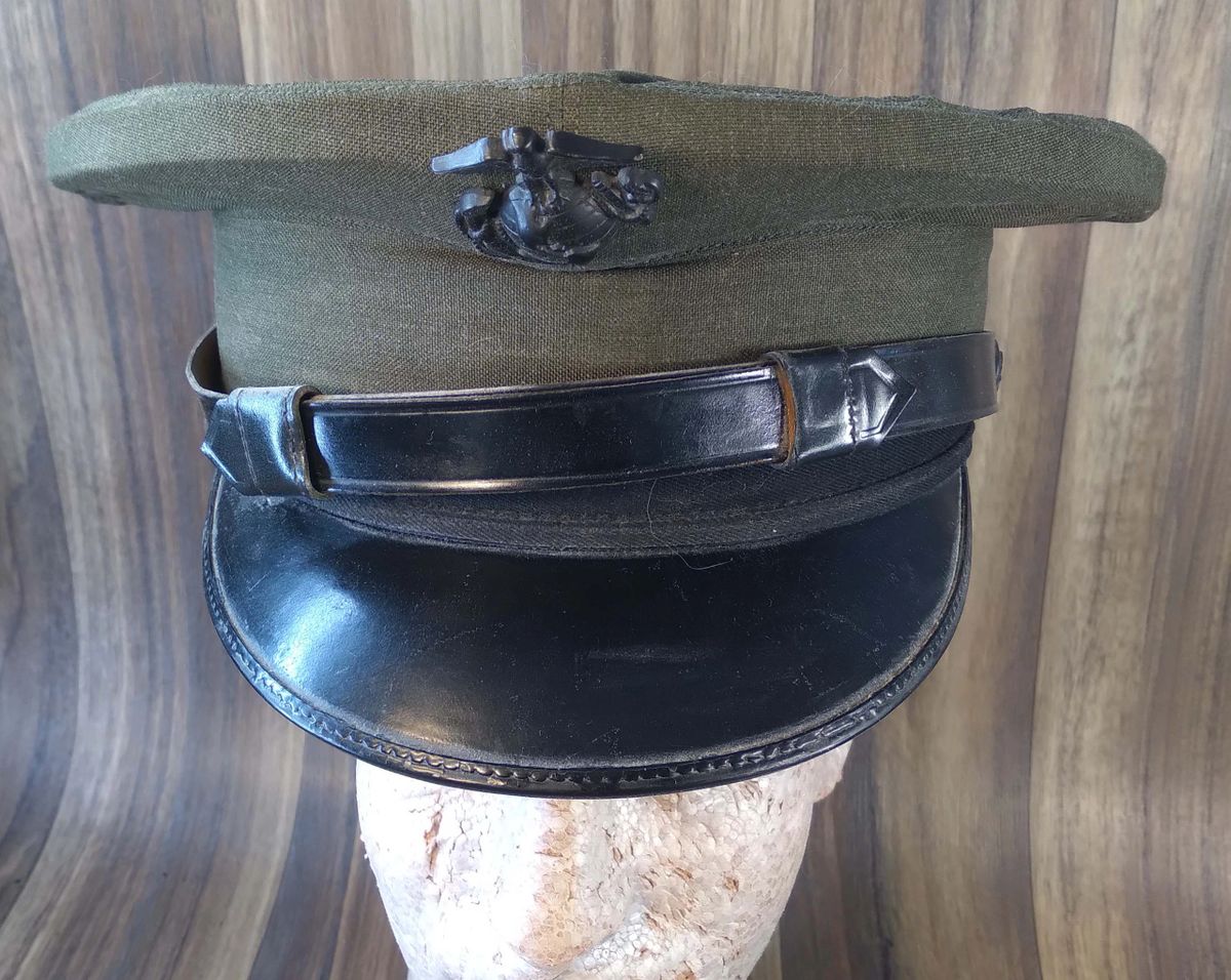 VIETNAM ERA USMC OLIVE DRAB EM/NCO PEAKED VISOR, Item #4544