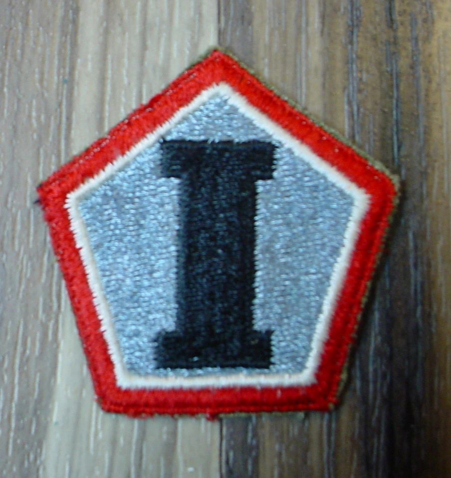 WWII US ARMY FIRST US ARMY GROUP SHOULDER PATCH, Item #3037