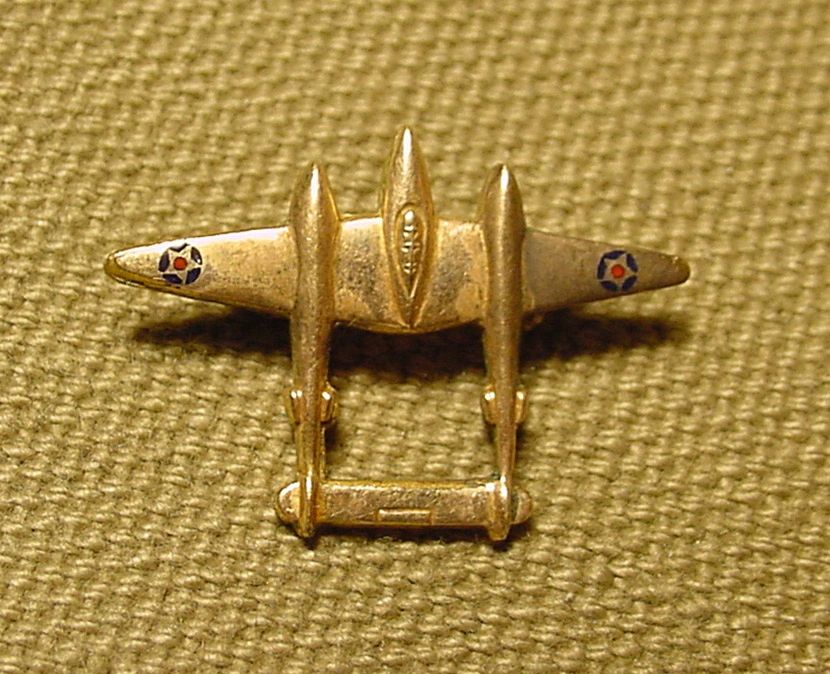 WWII US P-38 LIGHTNING PATRIOTIC SWEETHEART AIRPLANE PIN, Item #1745