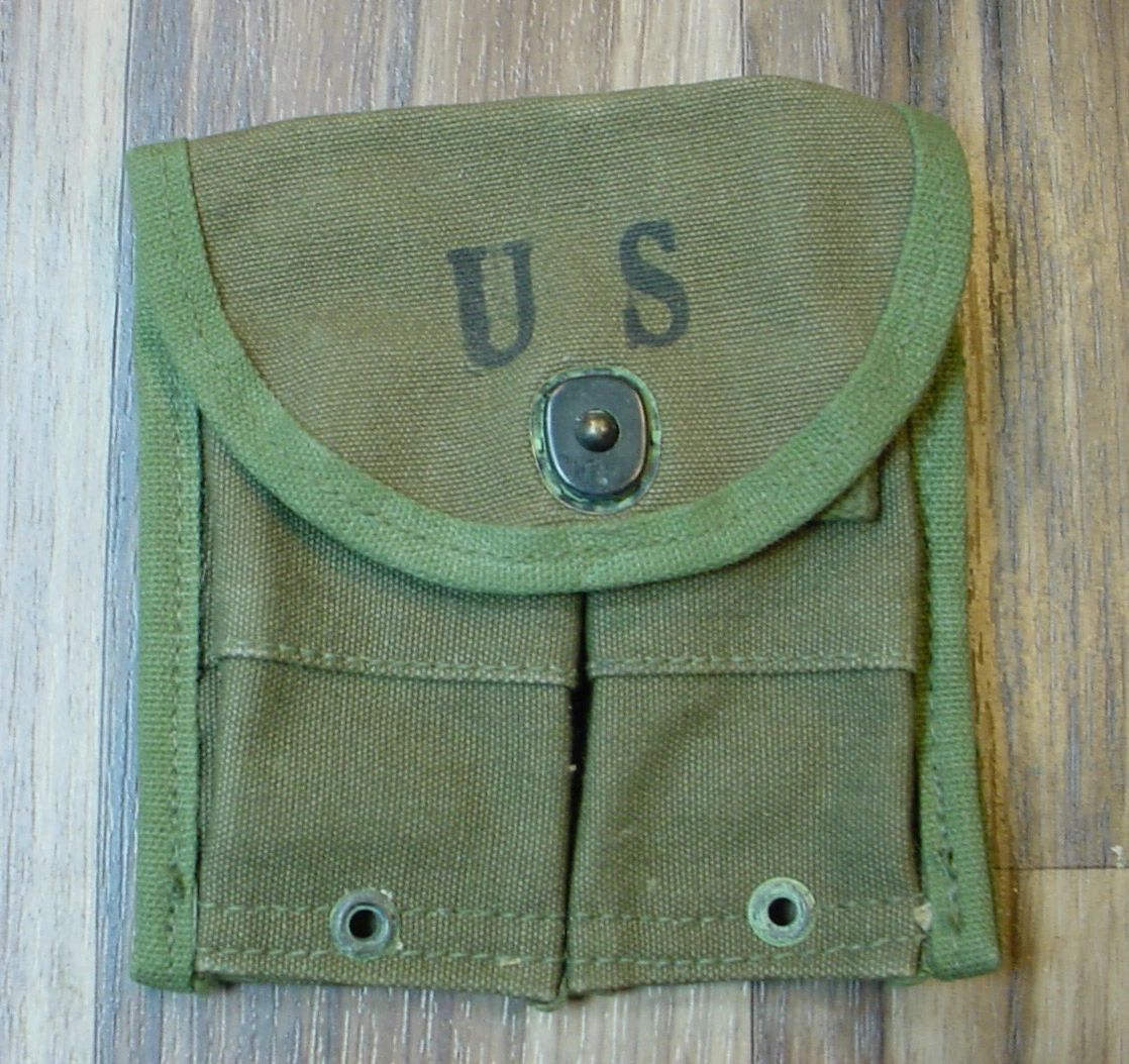 WWII US CARBINE TWO TONE AMMO POUCH 1952, Item #3143