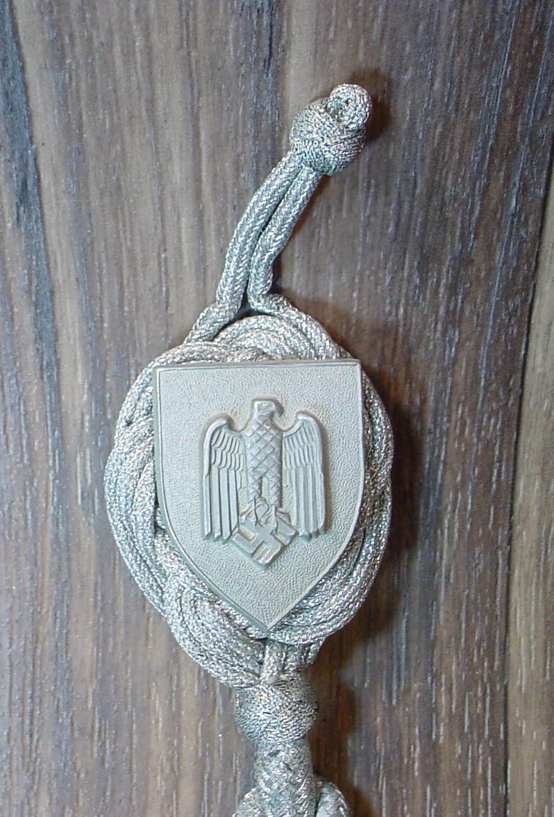 SOLD - WWII GERMAN ARMY SCHUTZENSCHNUR SHOOTING LANYARD WITH ACORN ...