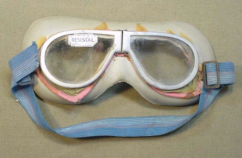 SOLD - WWII U.S. M1938 RESISTAL TANKER GOGGLES, Item #0976