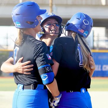 Indiana Fins Softball