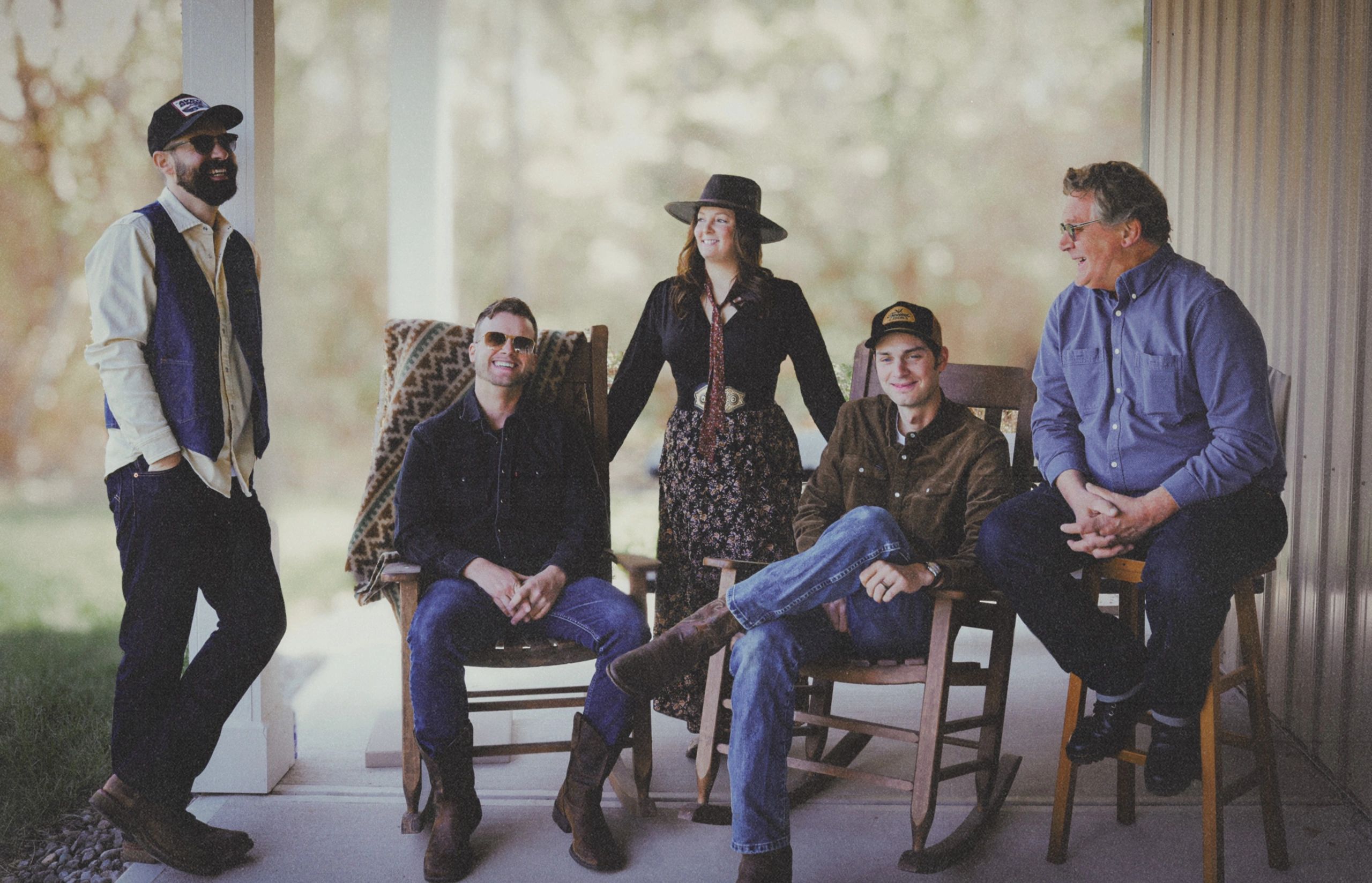 Giana Allen & The Honky Tonk Specials
