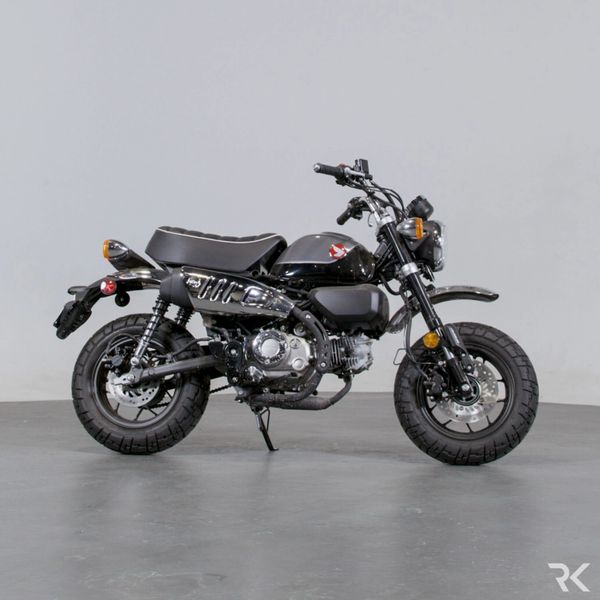 Gallery | Front Row Moto Show