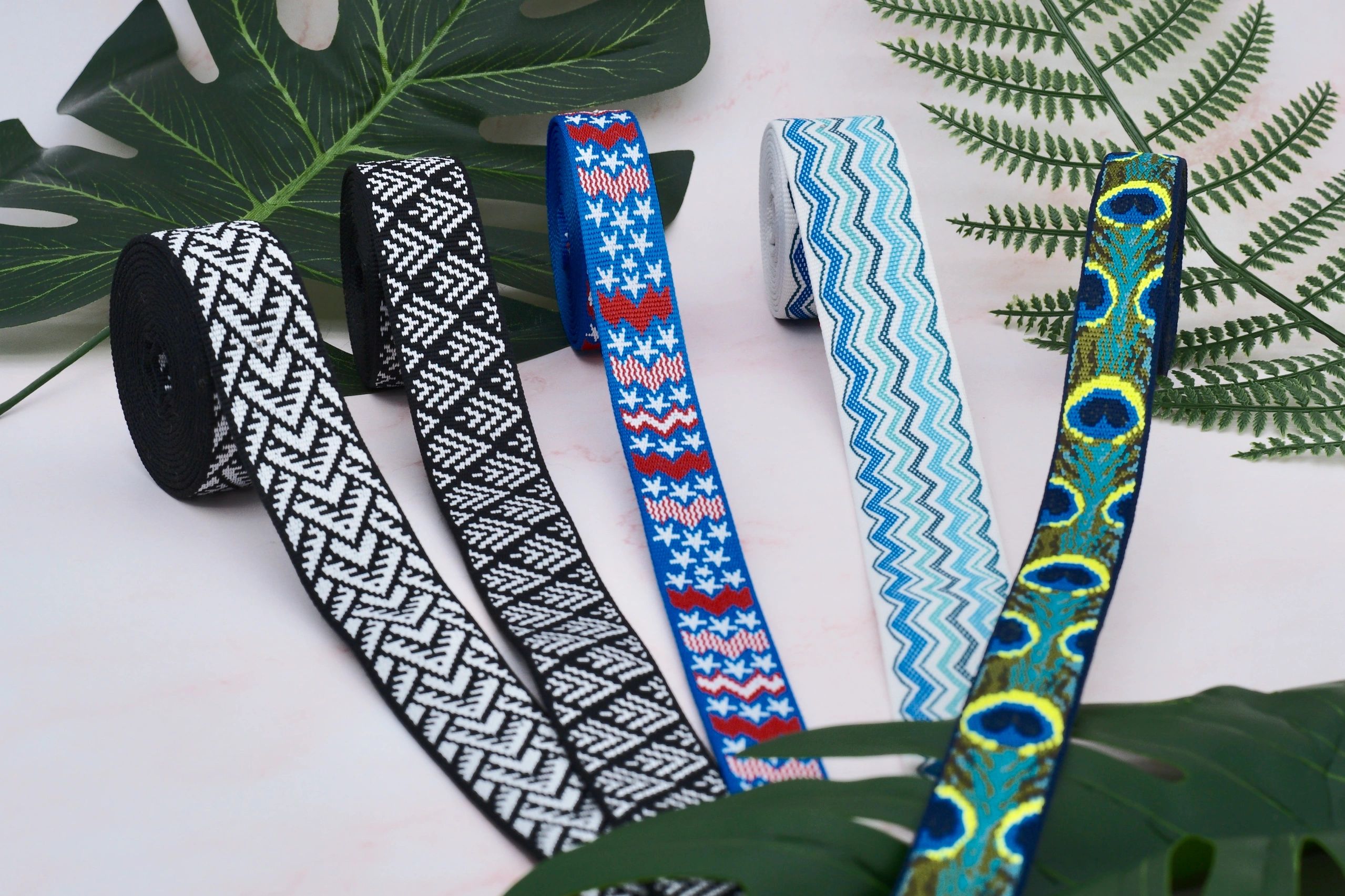 GOLD LION WEBBING