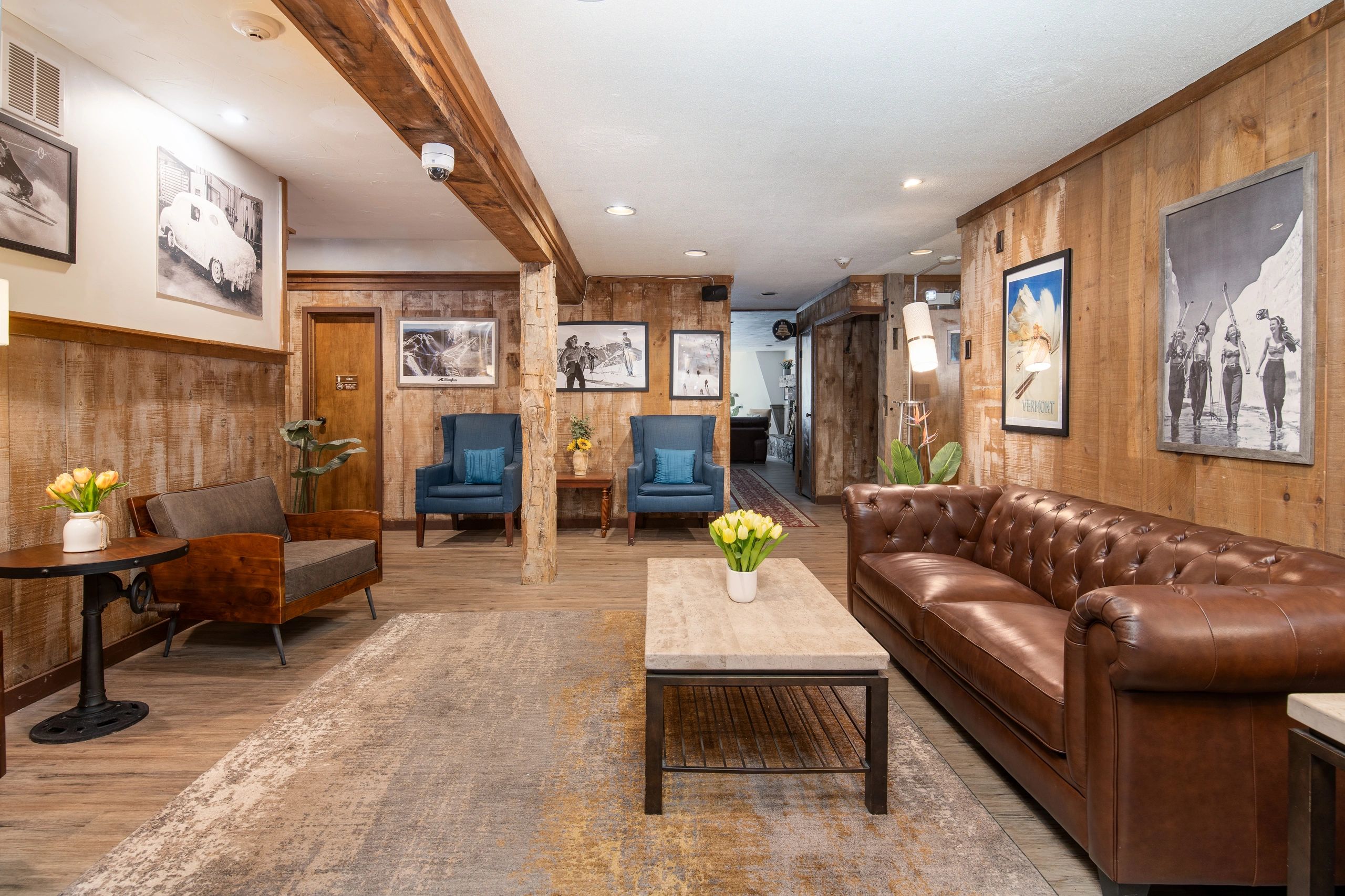 Grey Bonnet Inn: Newly Renovated Killington Hotel