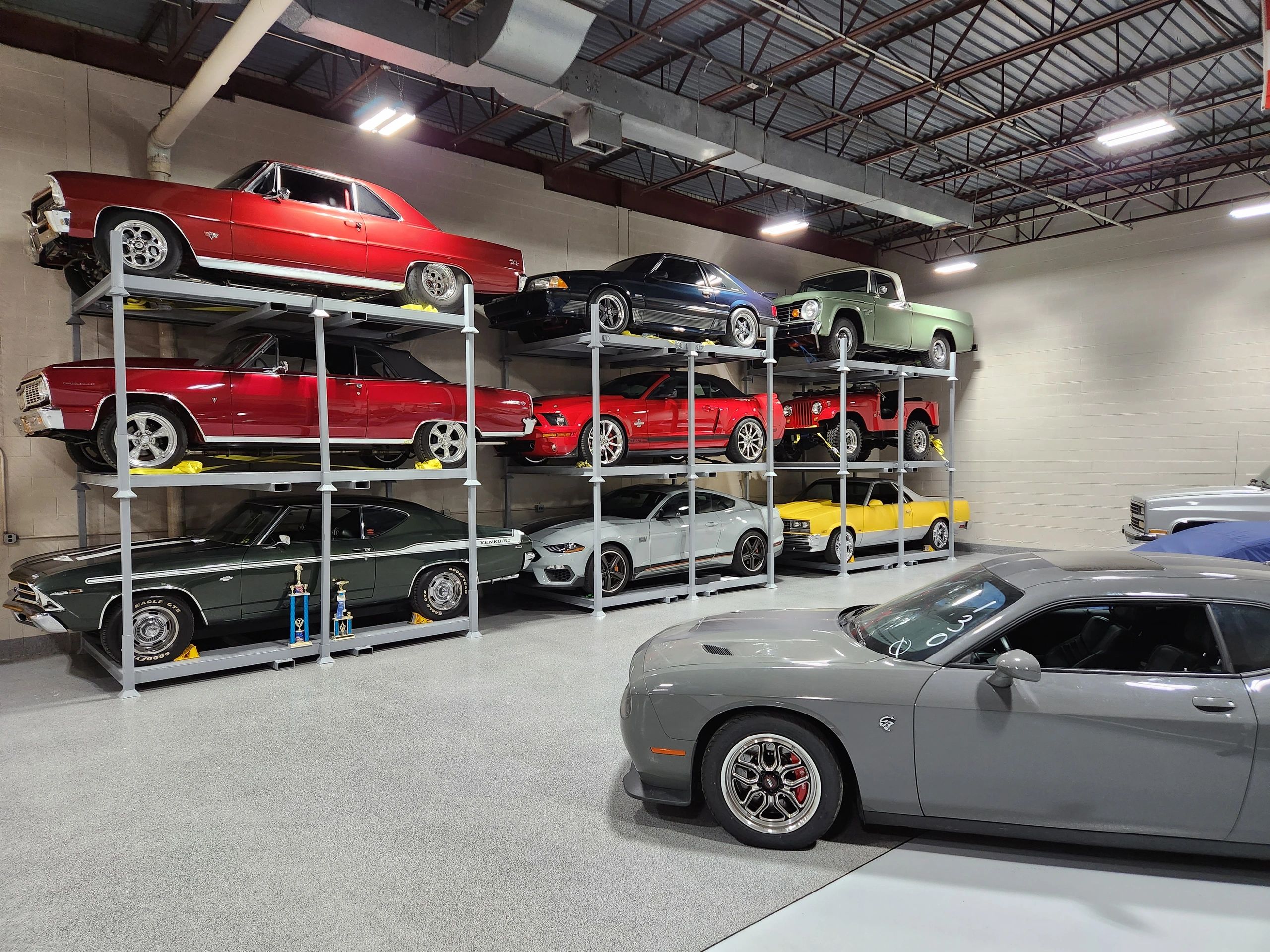 High-Quality car lift and mezzanine storage - Toyracks.com