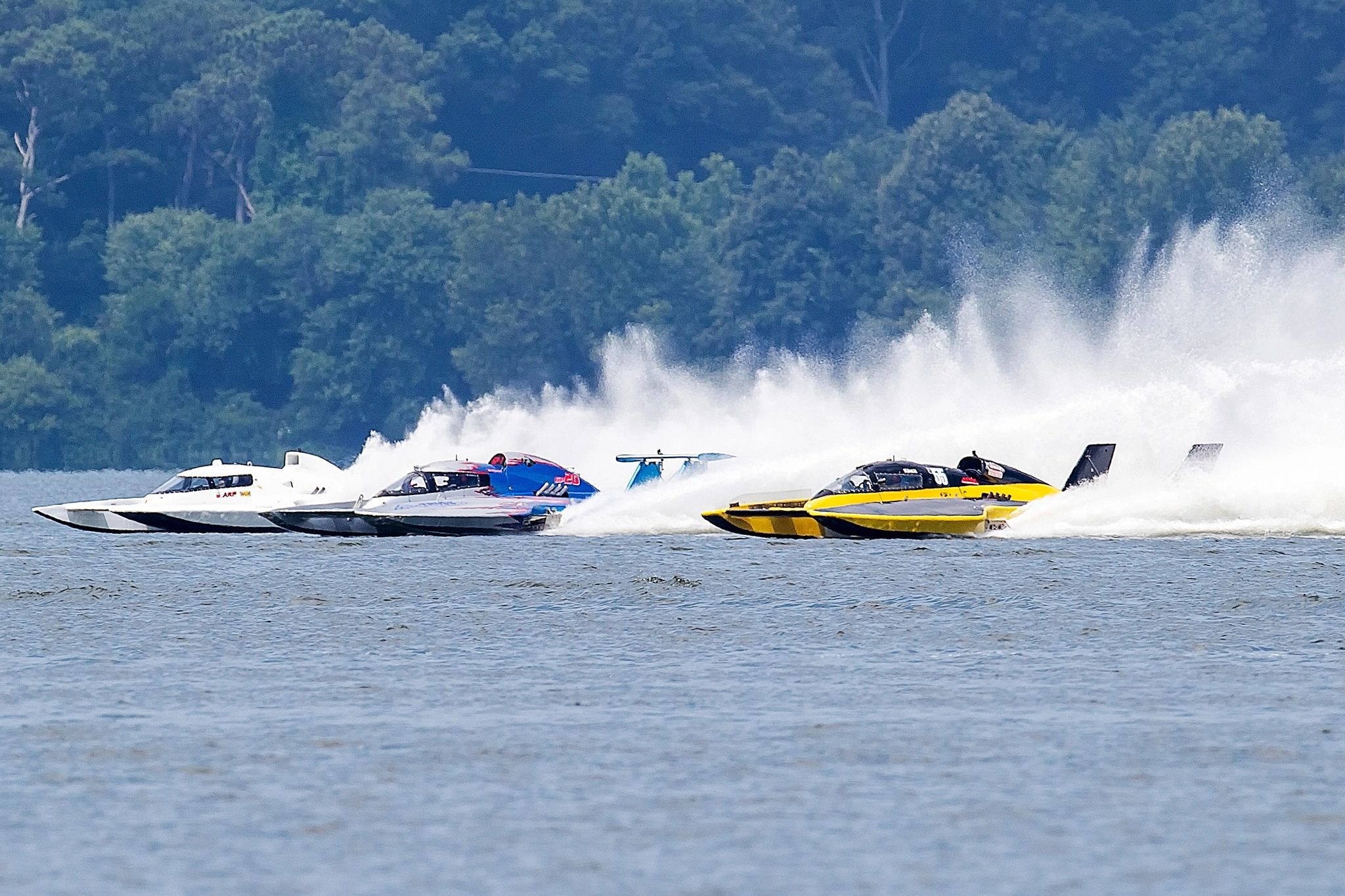 Alabama's Extreme Water Racing Event: Guntersville Lake Hydrofest