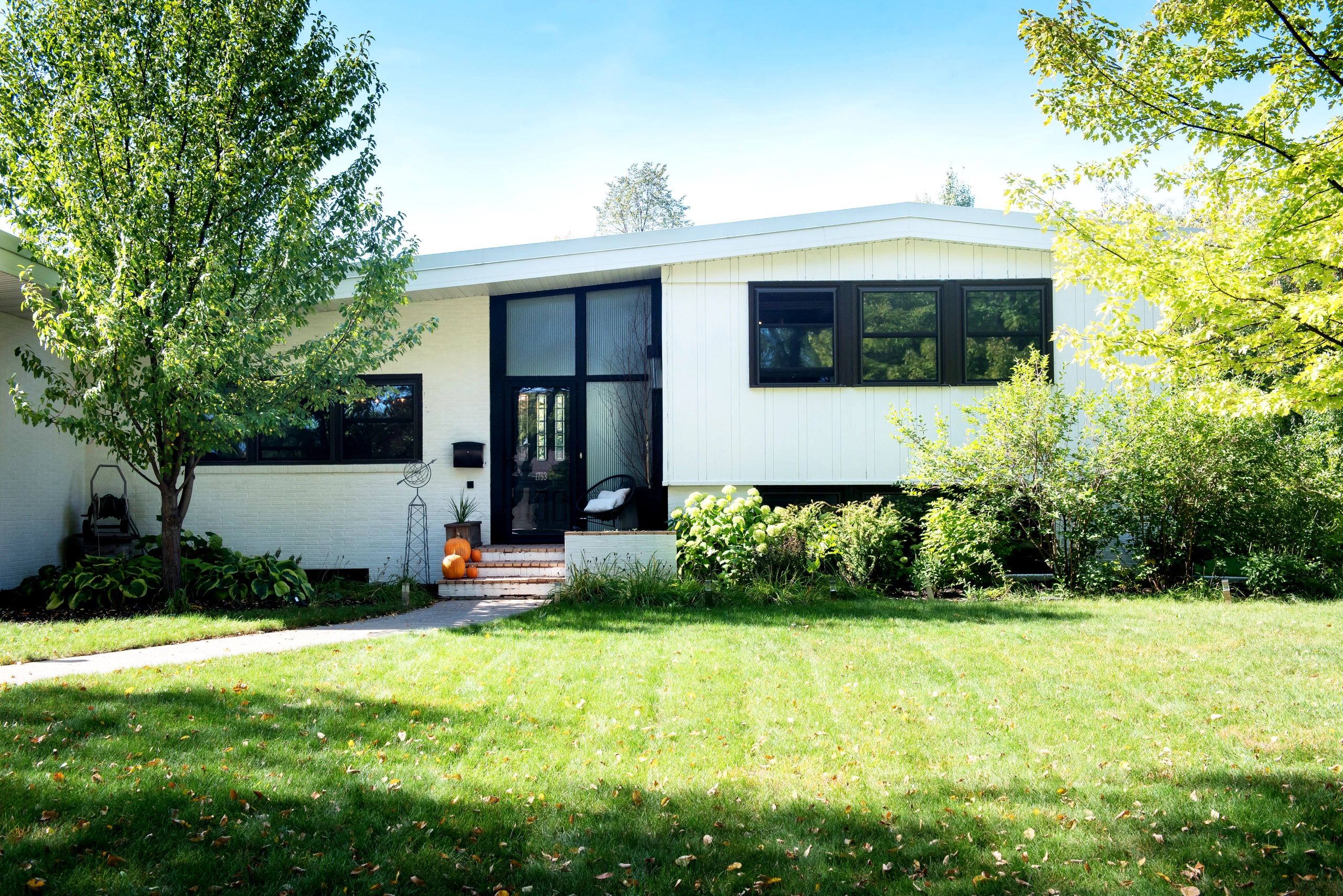 Historic Butler on Fargo's Iconic 8th Street - Vacation Rental