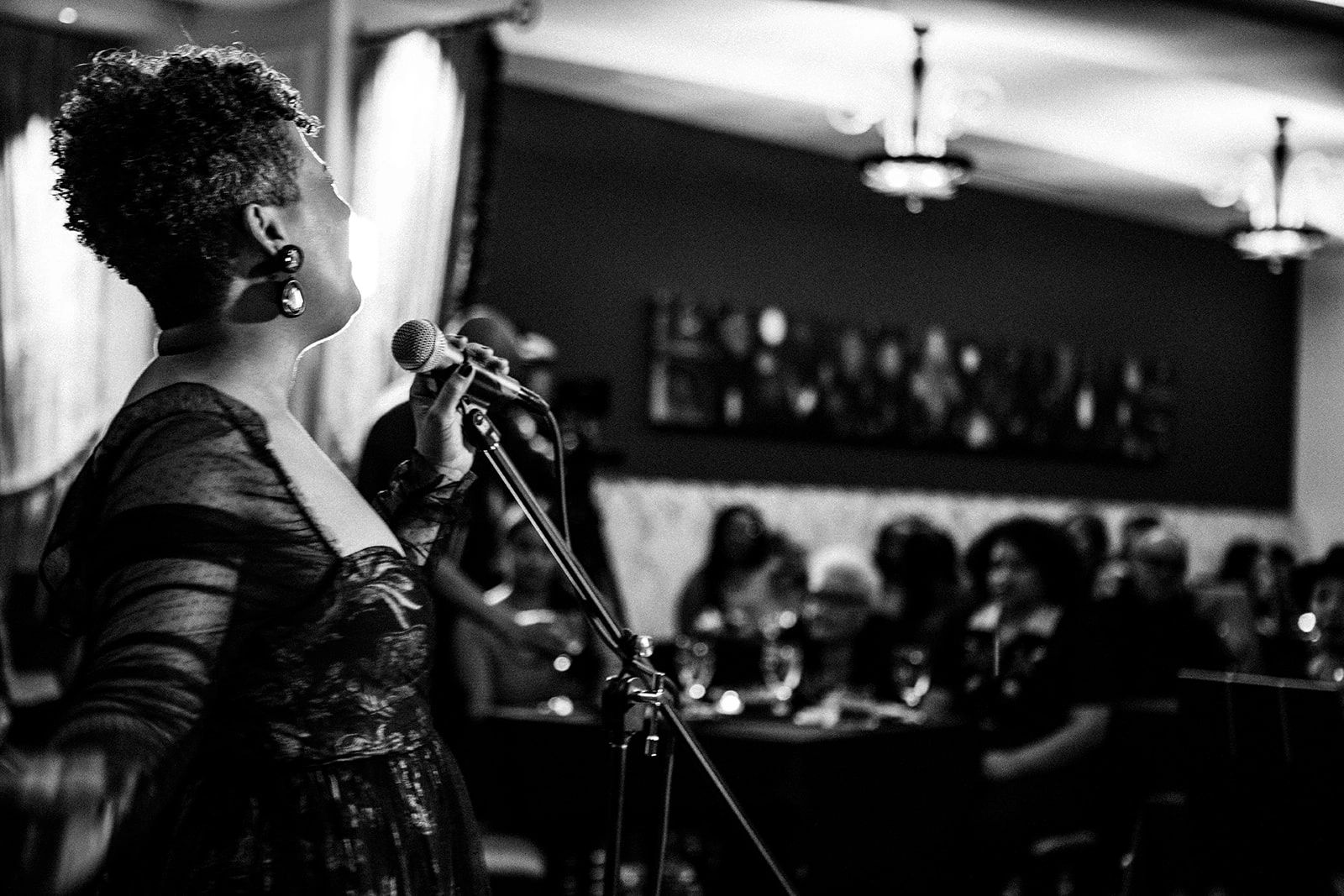 Nicolesingsjazz - Jazz Vocalist, Music, Jazz Singer