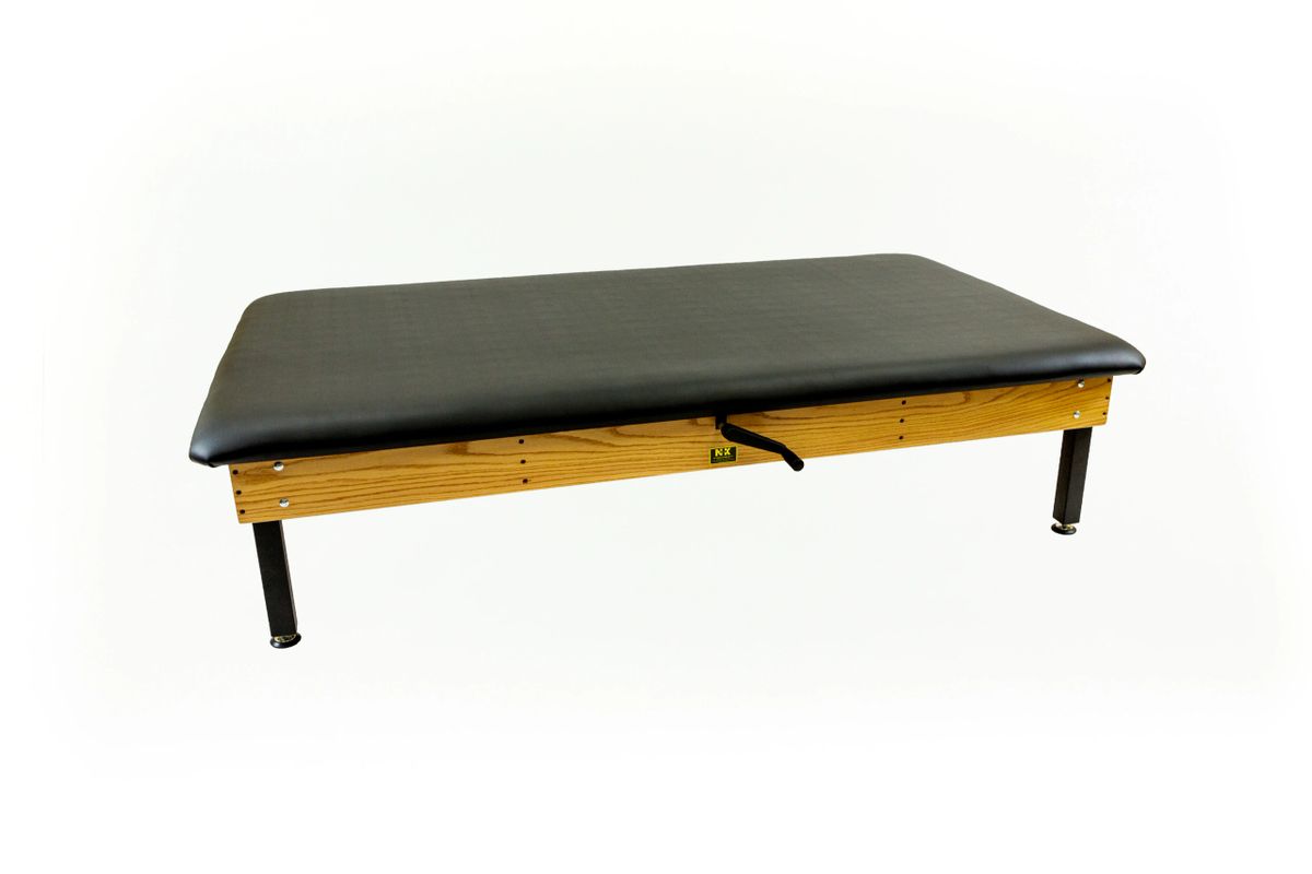 Manual crank Hi-Lo Mat Table, 6'x8'x19", steel frame, 2" foam