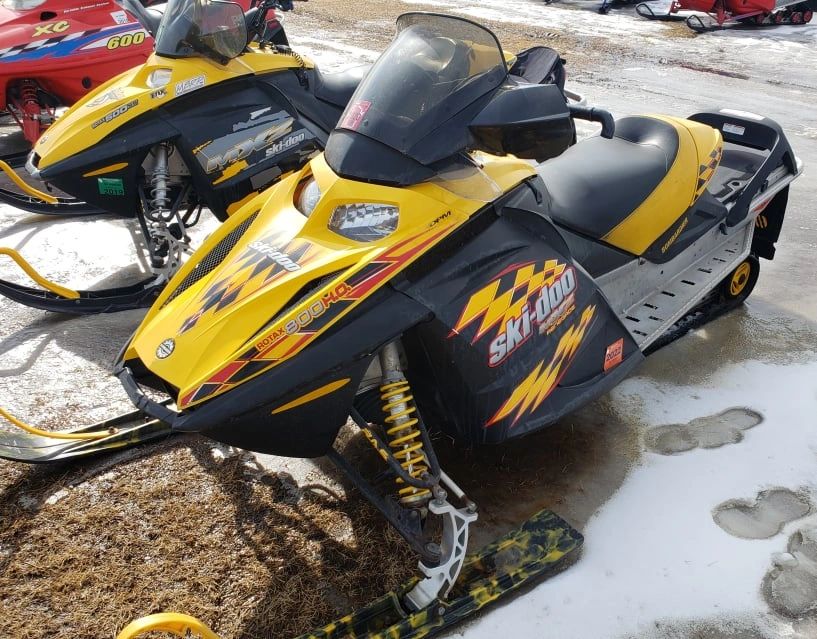 2004 800 MXZ RENEGADE