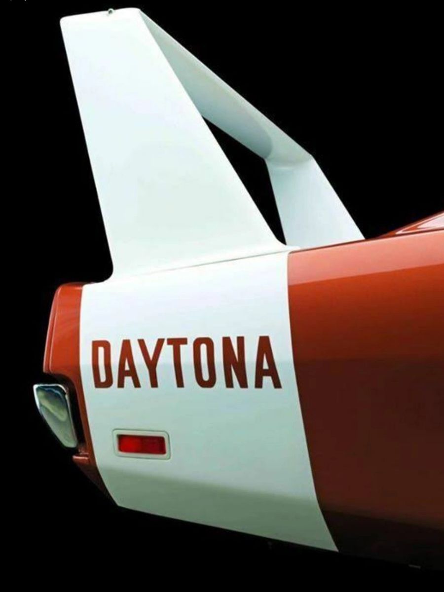 DODGE DAYTONA