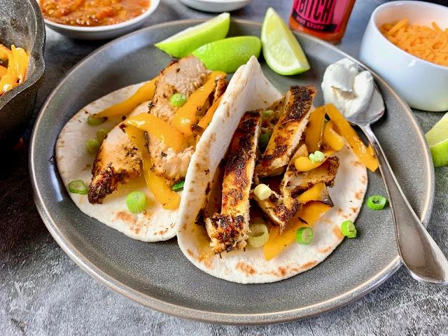 Blackened Chicken Street Tacos