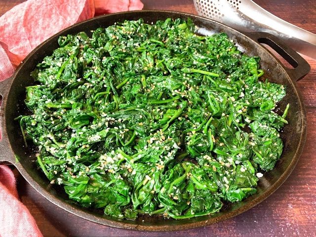 Skillet Garlic-Parmesan Spinach