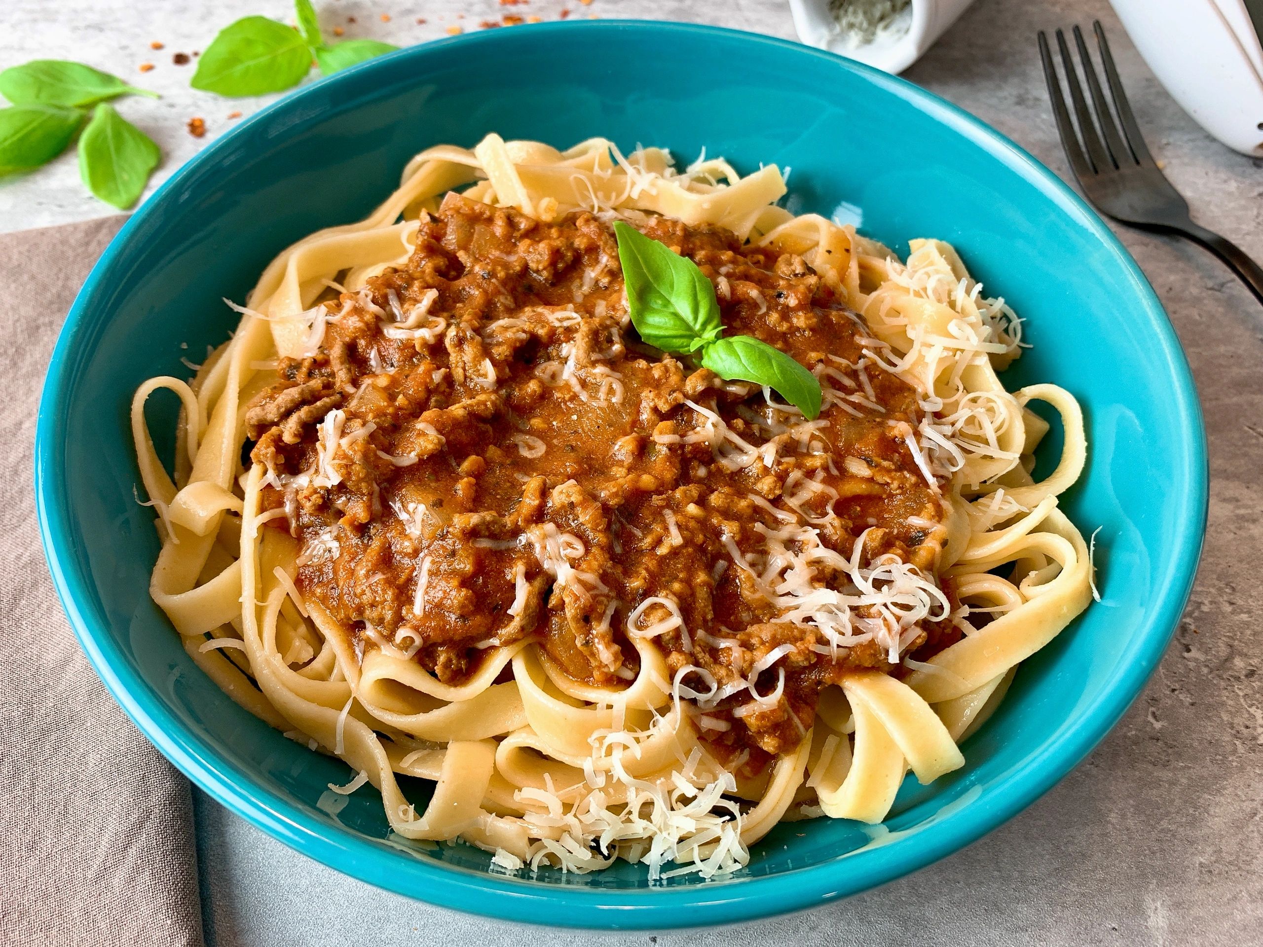 Fettuccine with Bolognese Sauce: A Timeless Italian Culinary Journey ...
