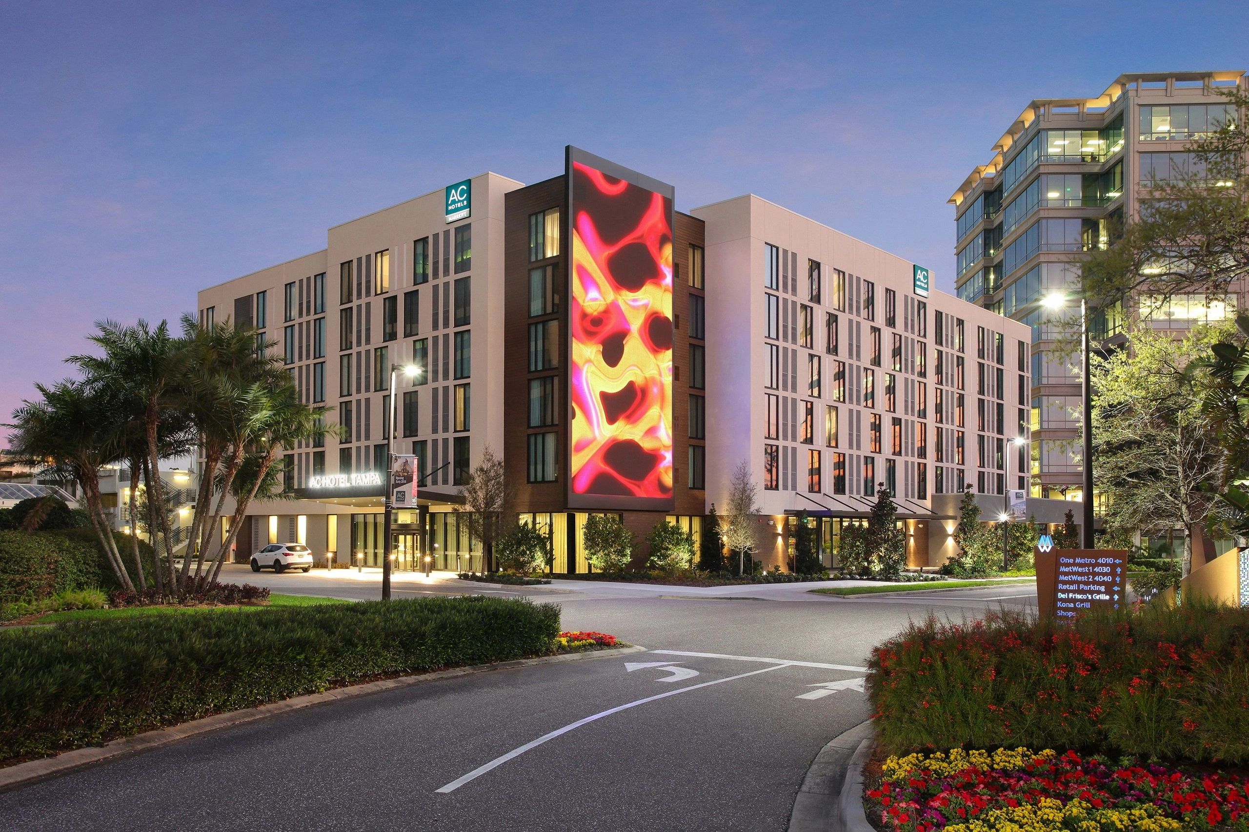 LP Construction Inc. - Exterior, Construction Company, Scaffoldings