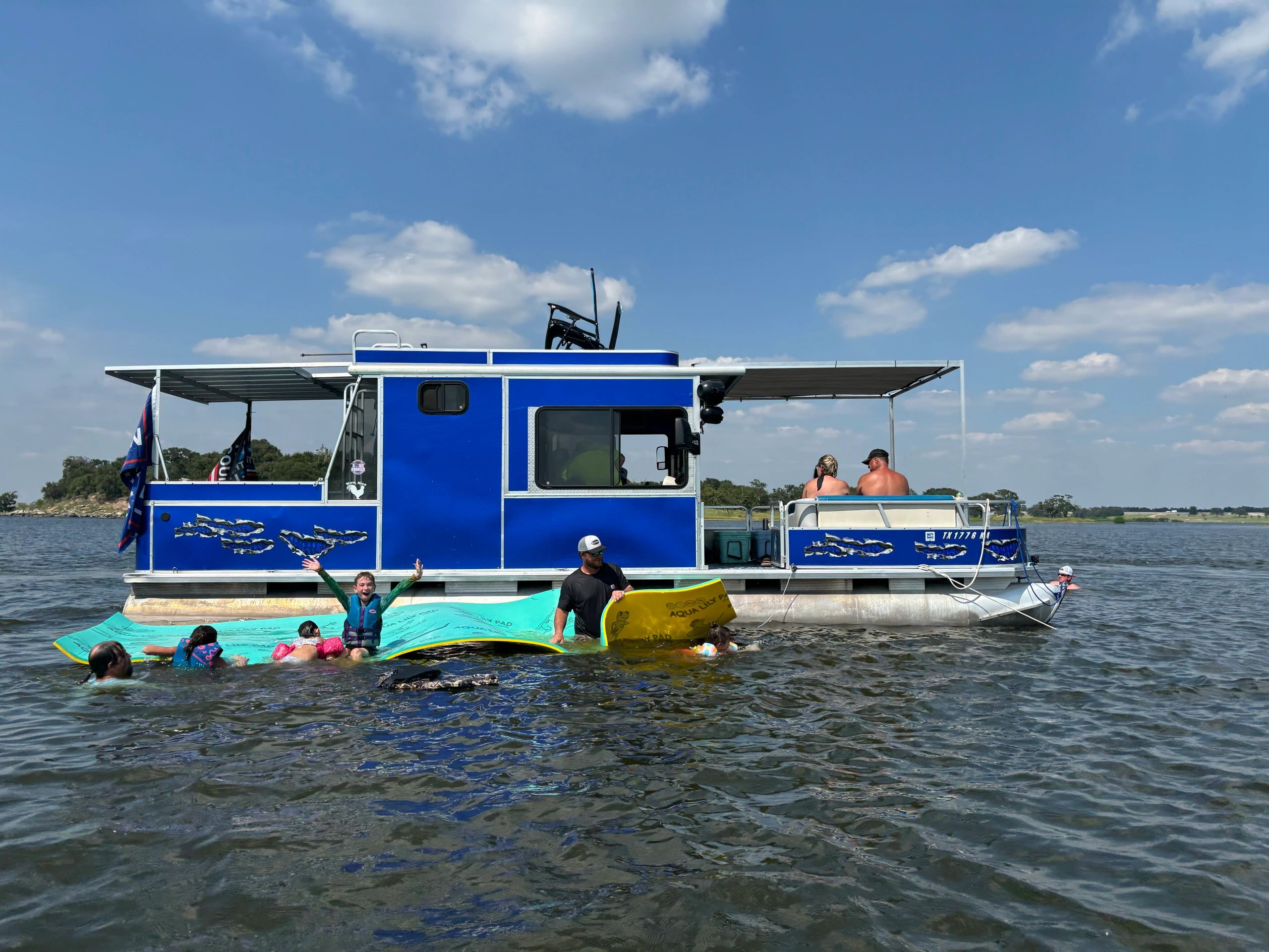 Party Boat Rental - Lake Conroe,Tx or Lake Somerville,Tx