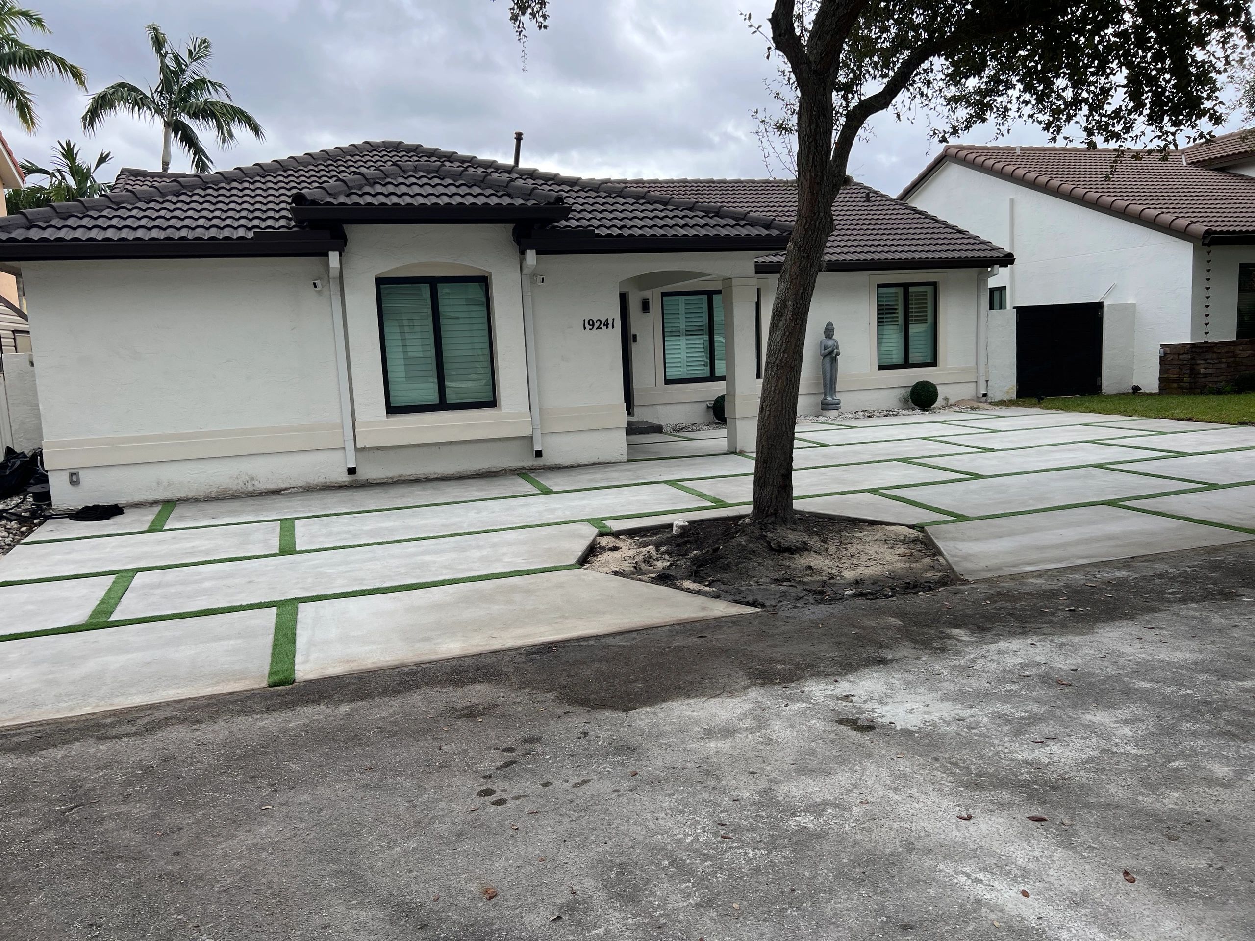 5 Reasons Why a Concrete Slab Driveway is the Perfect Choice