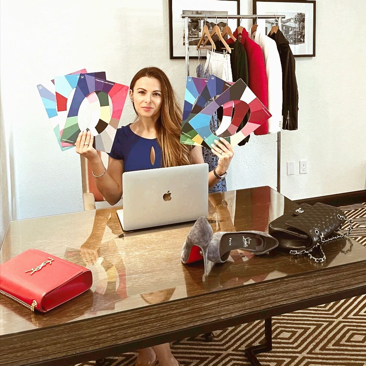 Elevateiostyle | Personal Stylist & Color Analysis