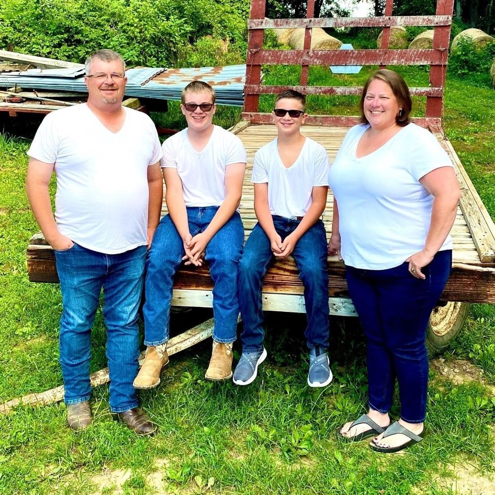 Elect Sarah Lightner