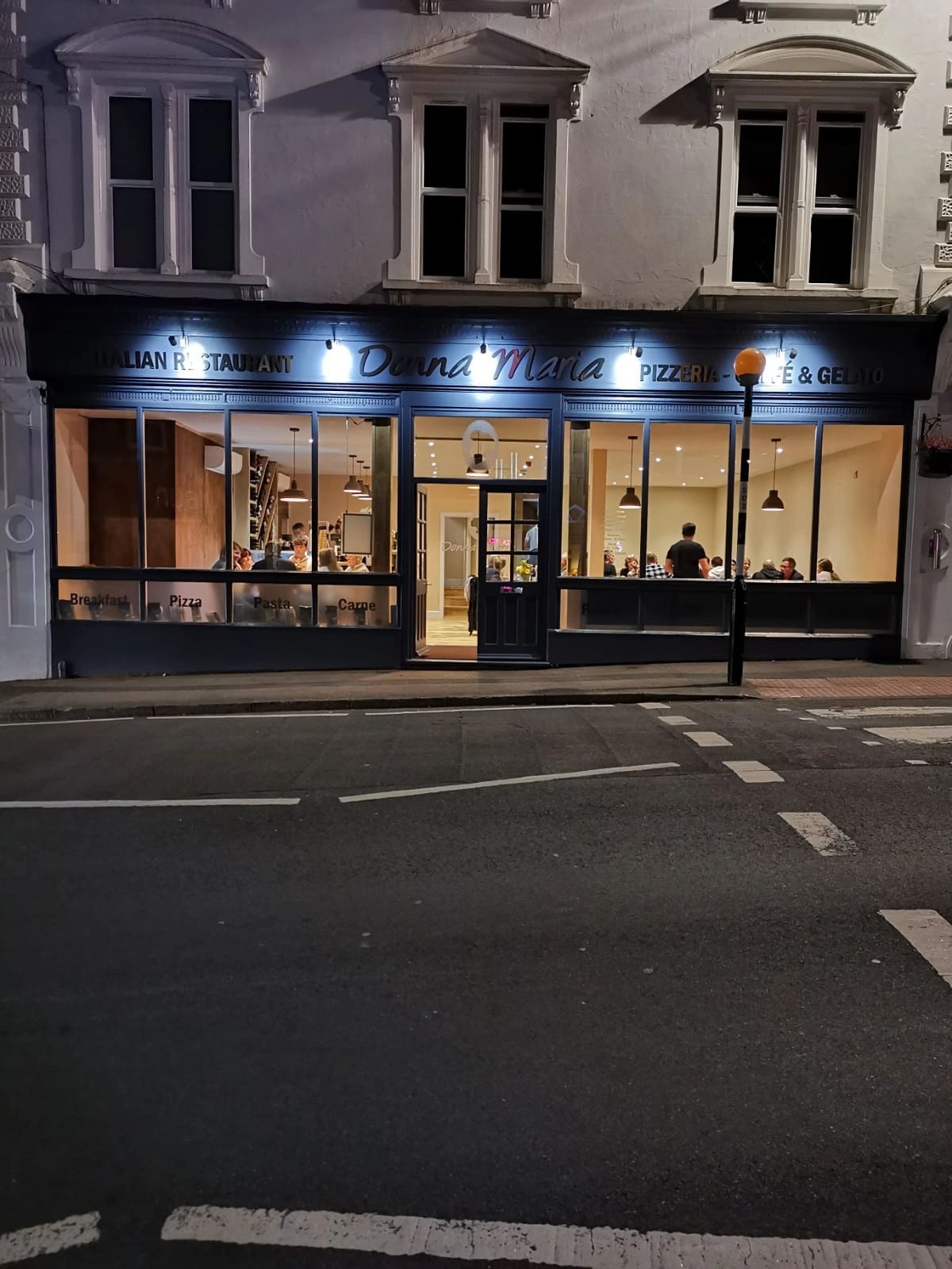 Donna Maria | Donna Maria