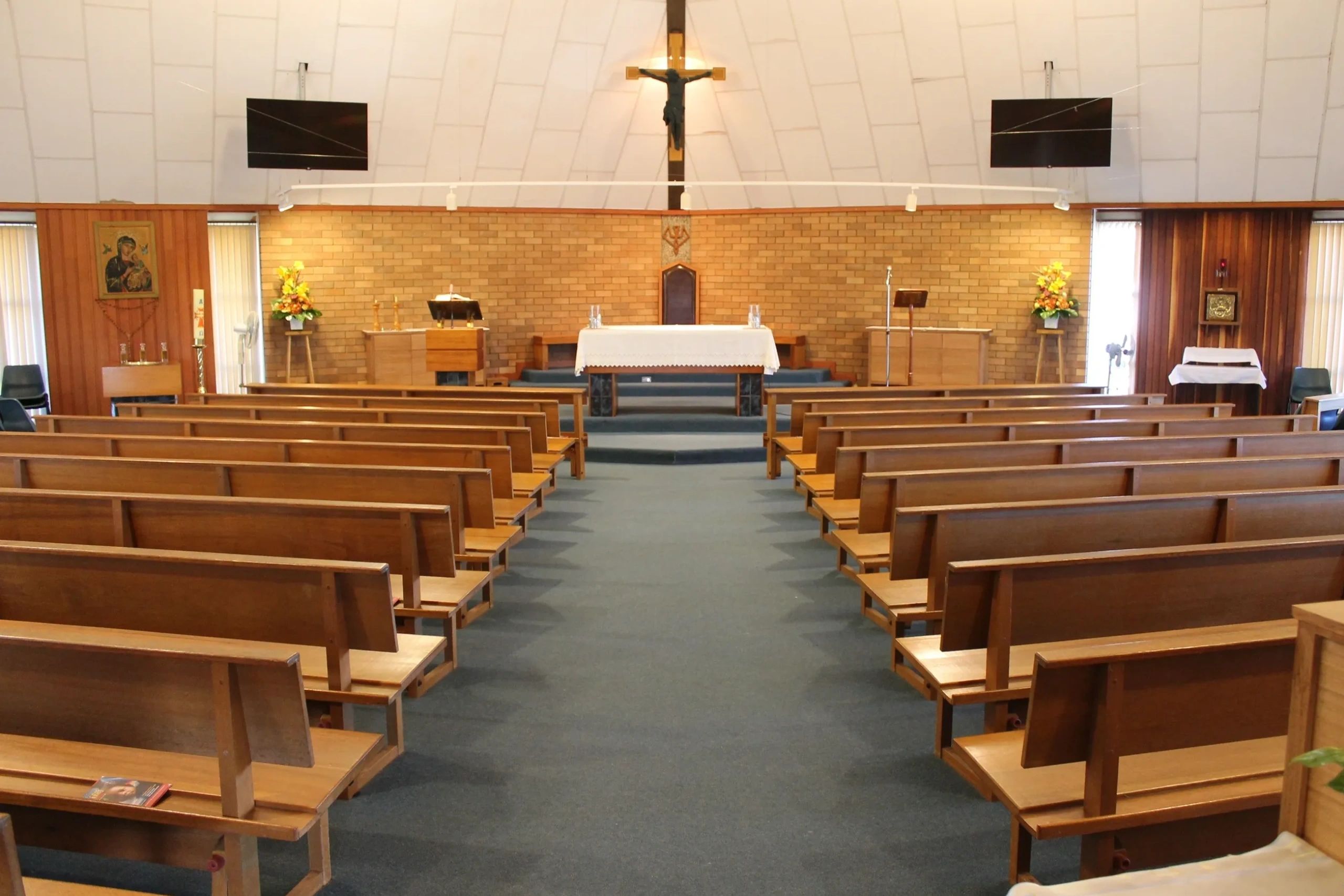 Home [boolaroocatholicchurch.com]