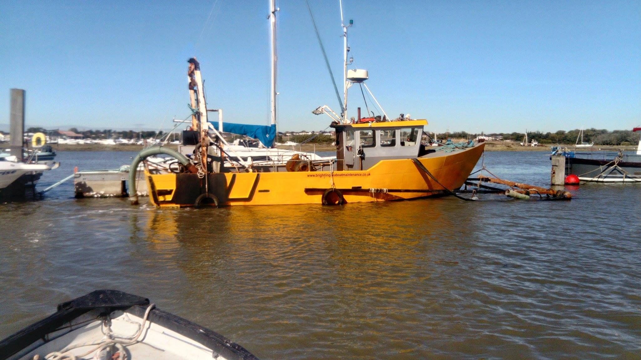 Water injection dredging and work platform hire