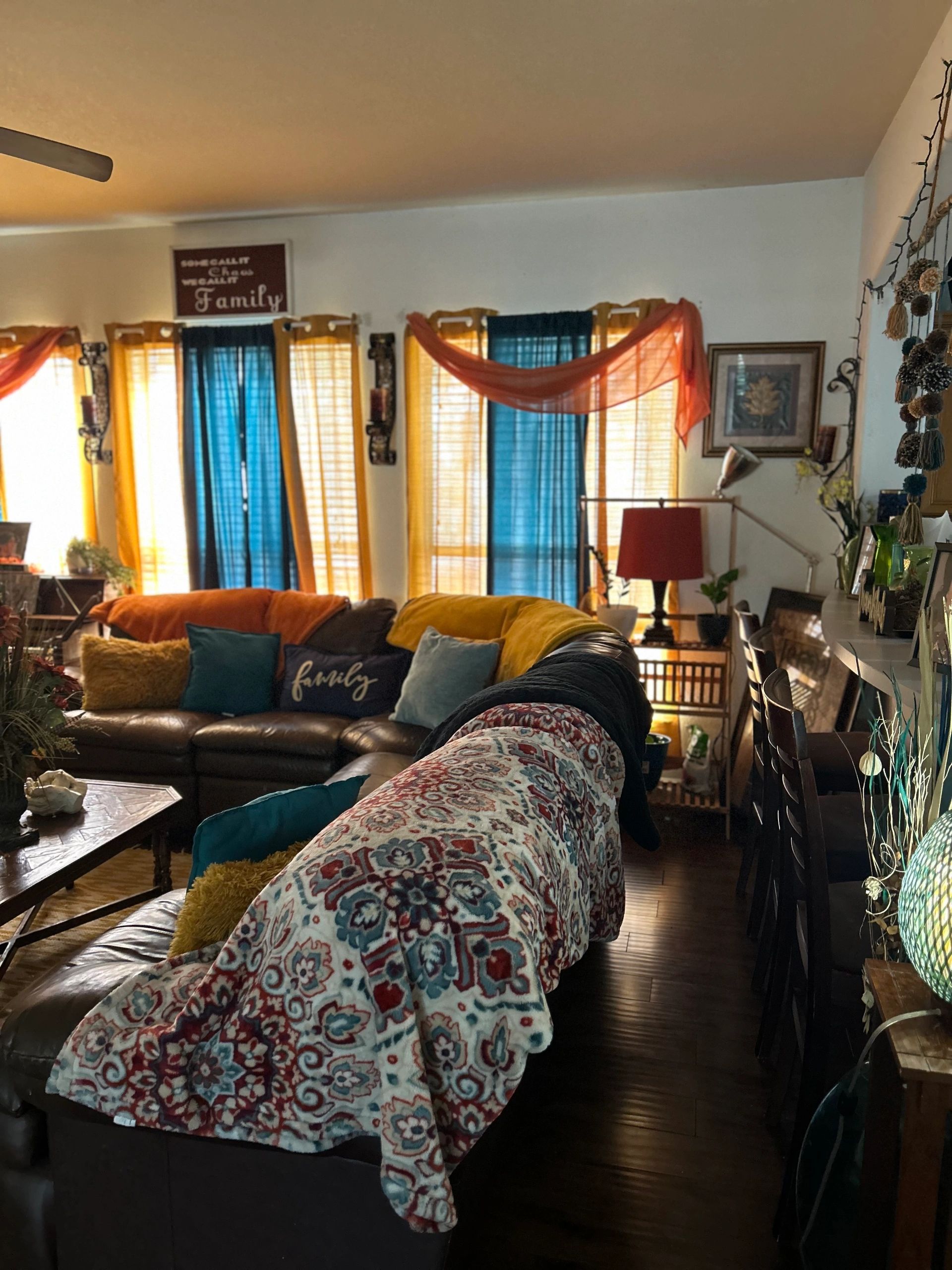 Exploring the Psychology of Colors in Your Home: Impact on Mood