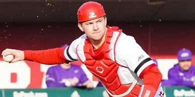 Johnny Bench - Catcher, Baseball Hall of Fame