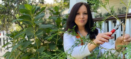 Gardening - JESSICA DAMIANO GARDEN COACH