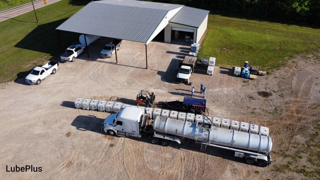 LUBE PLUS INC. - Distribution Service, Royal Purple Synthetic Oil