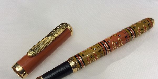 La Premiere Marque Africaine De Stylos - La Page Des Stylos