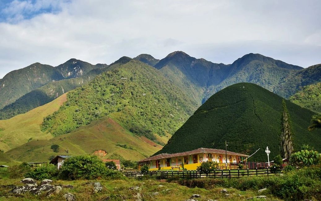 Andes - Tapartó | Antioquia al aire