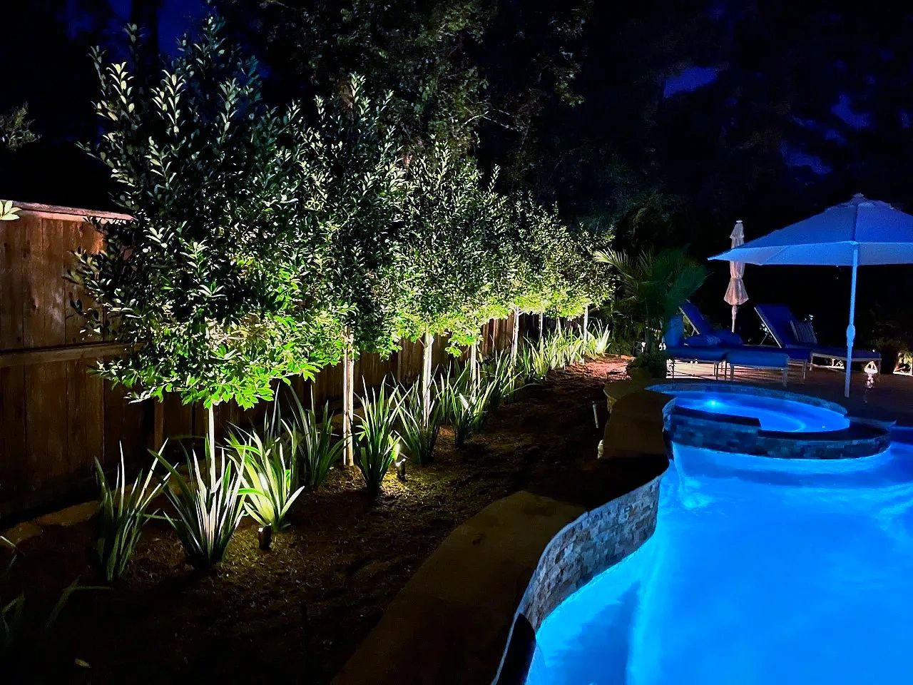 Verde Landscape and Lighting