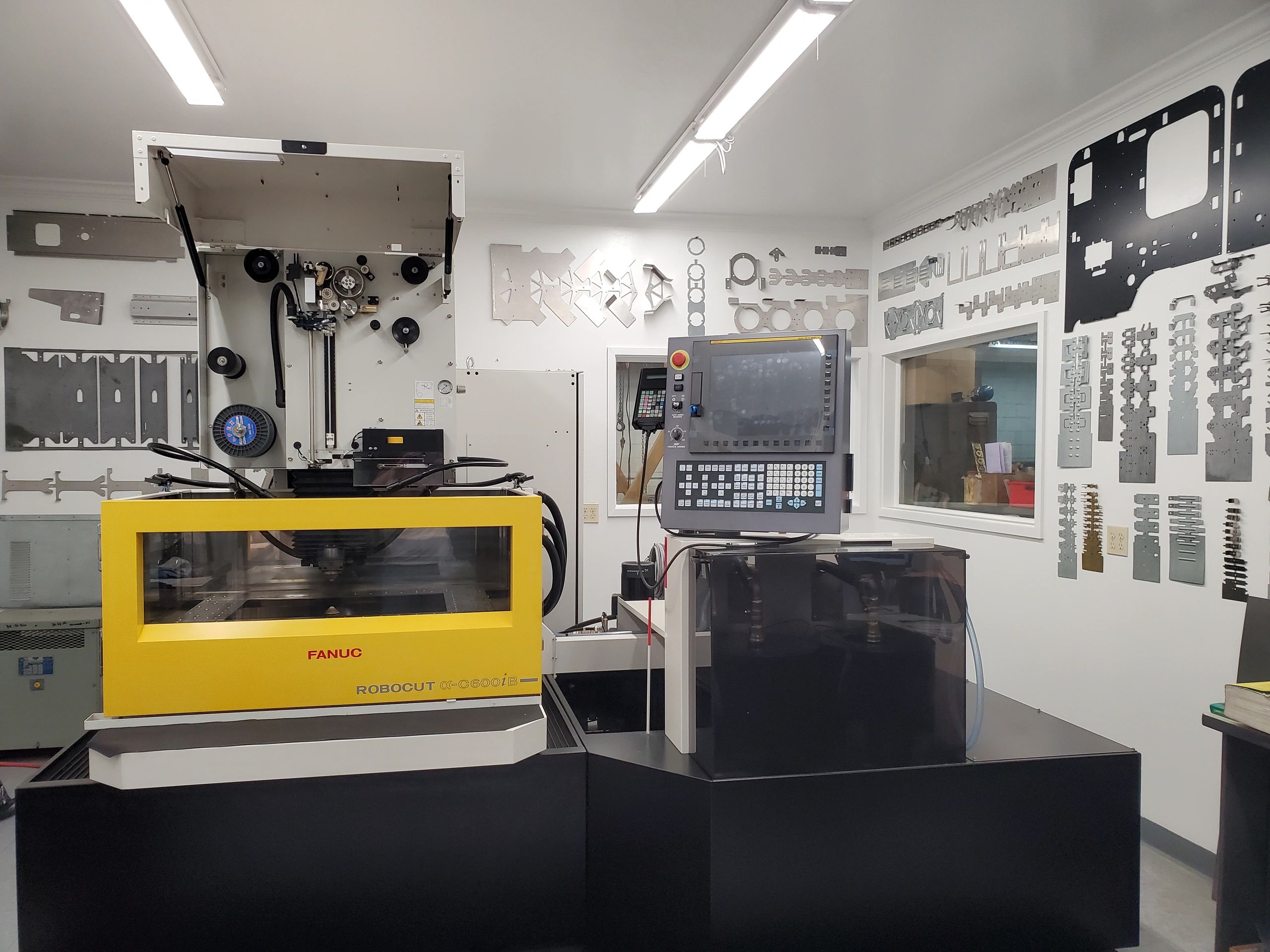 Precision Metal Tooling - Custom Tooling, Tool and Die, Manufacturing